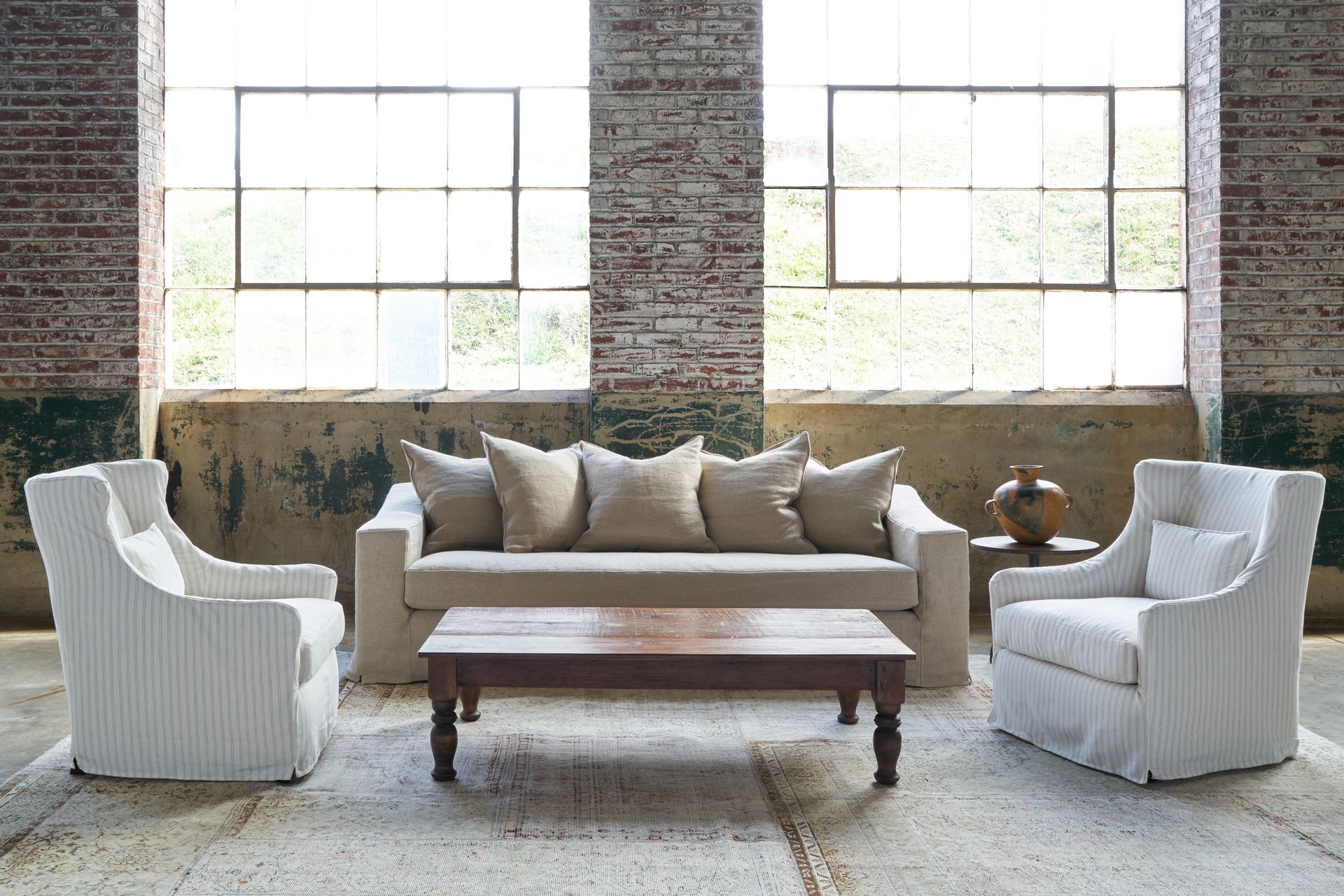 Cisco Home Asher Sofa | Casual