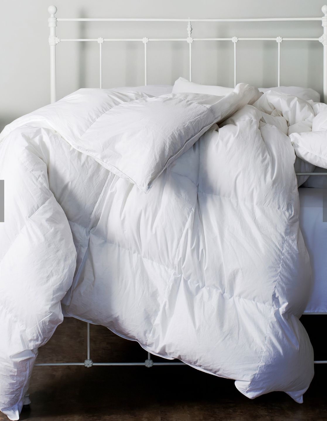 St Geneve Lajord Down Comforter filled with Canadian Goose Down | Down ...