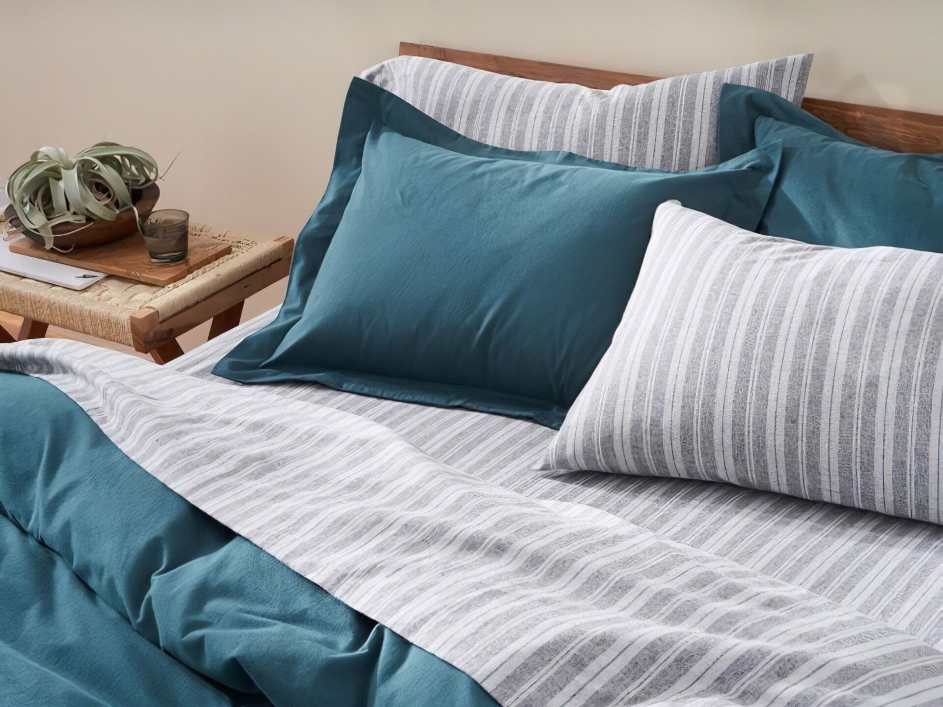 COYUCHI Organic Cotton Brushed Flannel Pillowcases Sheets