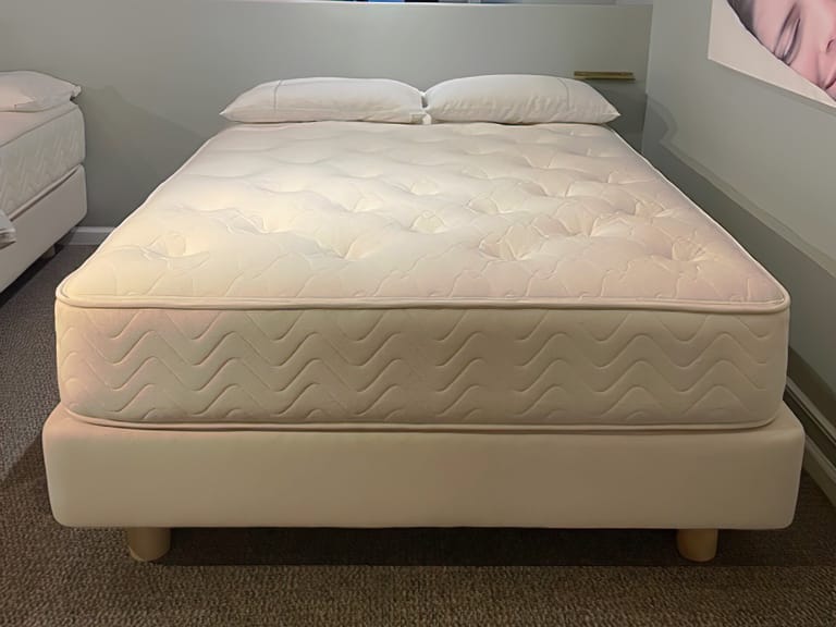 Naturally Organic Chelsea Organic Pocketed Coil Mattress with horsehair twin foundation