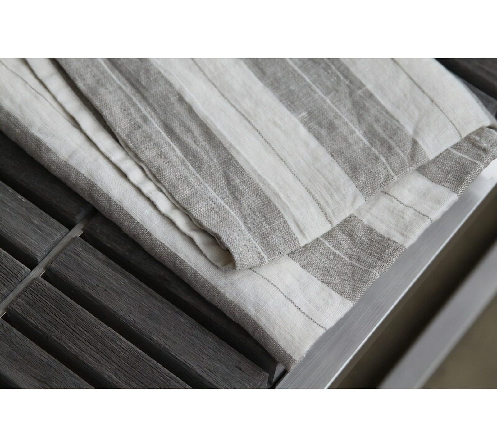 LinenCasa Linen Kitchen Towel | Bath Towels